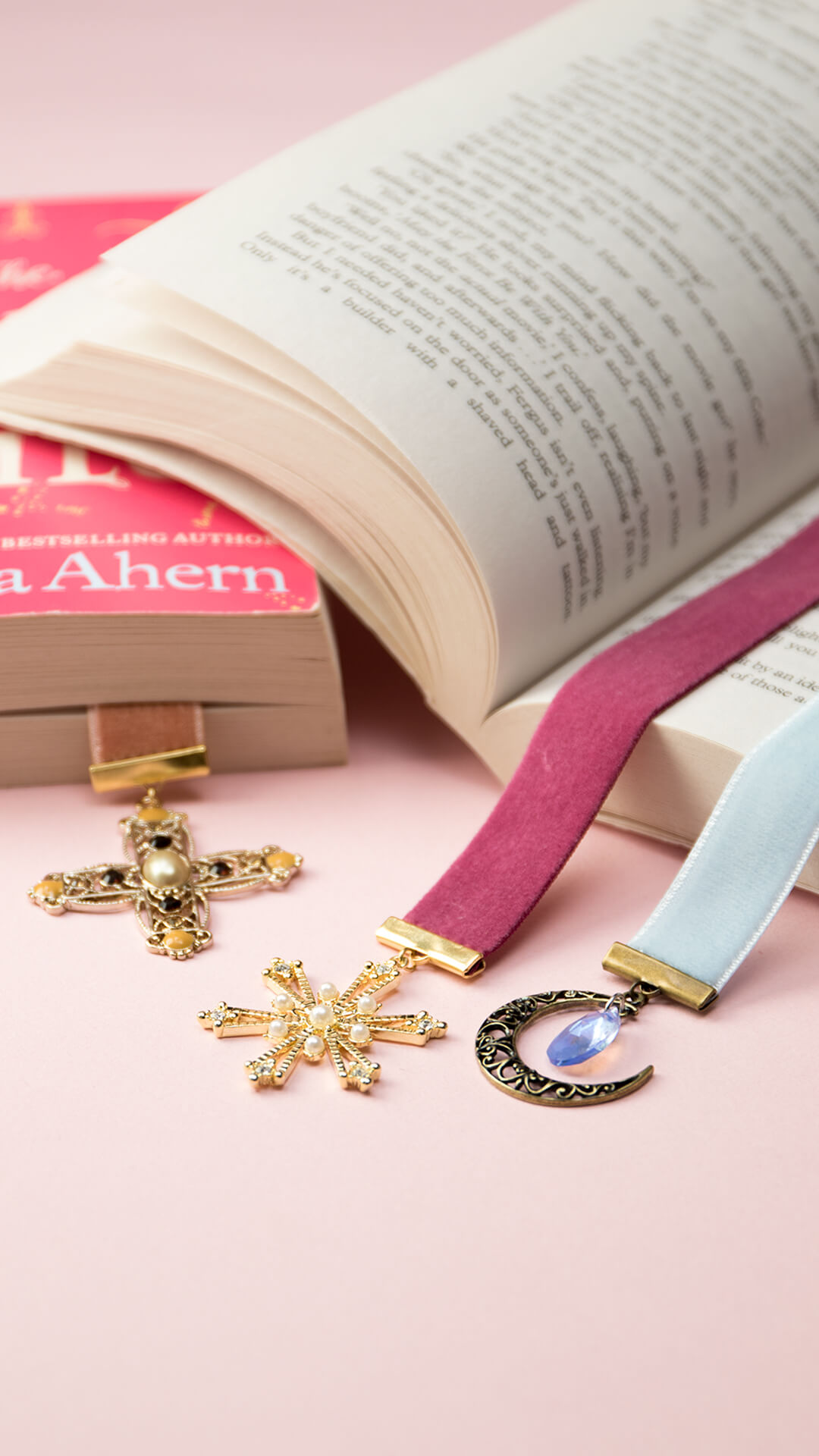 リボンでガーリー♡キラキラ可愛いブックマーカー | C CHANNEL